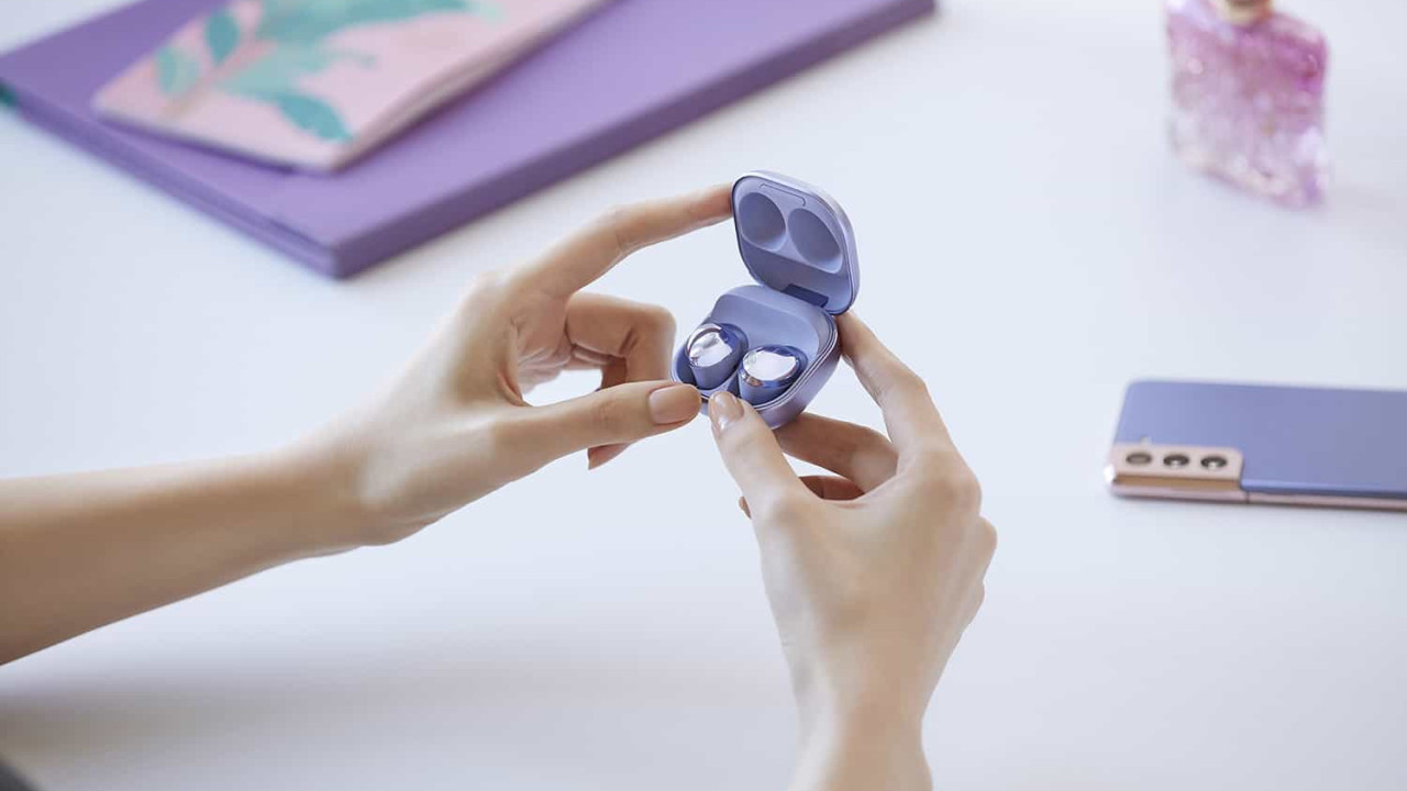 Imagens dos novos phones sem fios da Samsung são reveladas