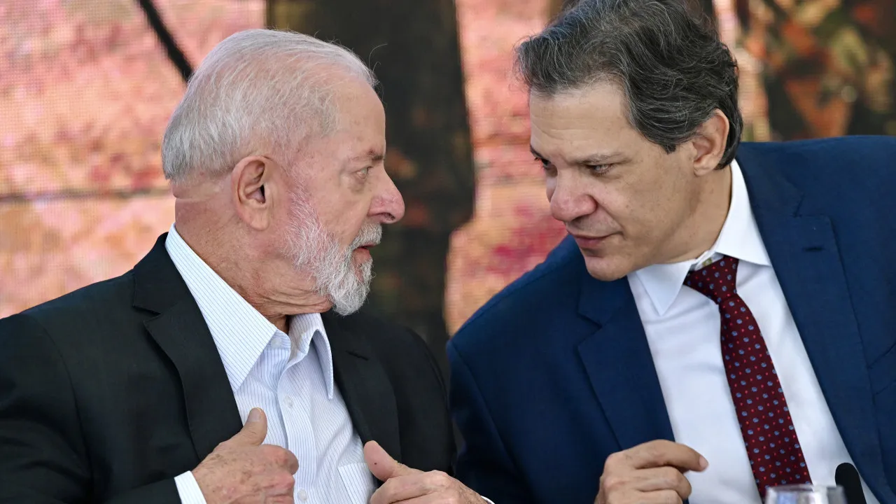 Haddad diz que Lula será candidato à reeleição em 2026 - Notícias ao ...